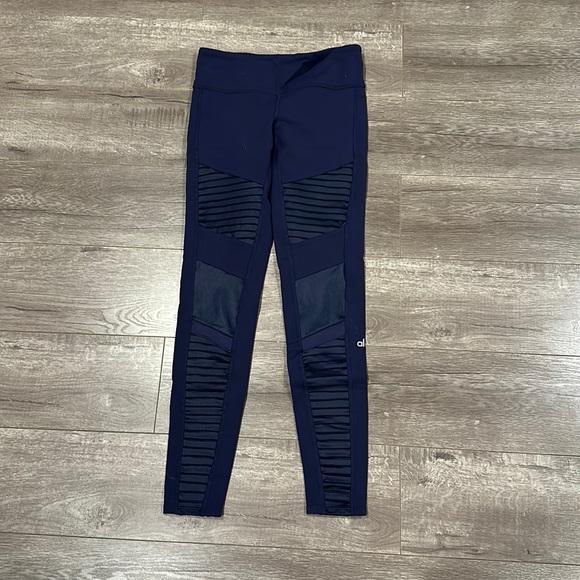 ALO Yoga | Pants & Jumpsuits | Alo Moto Legging Size S | Poshmark